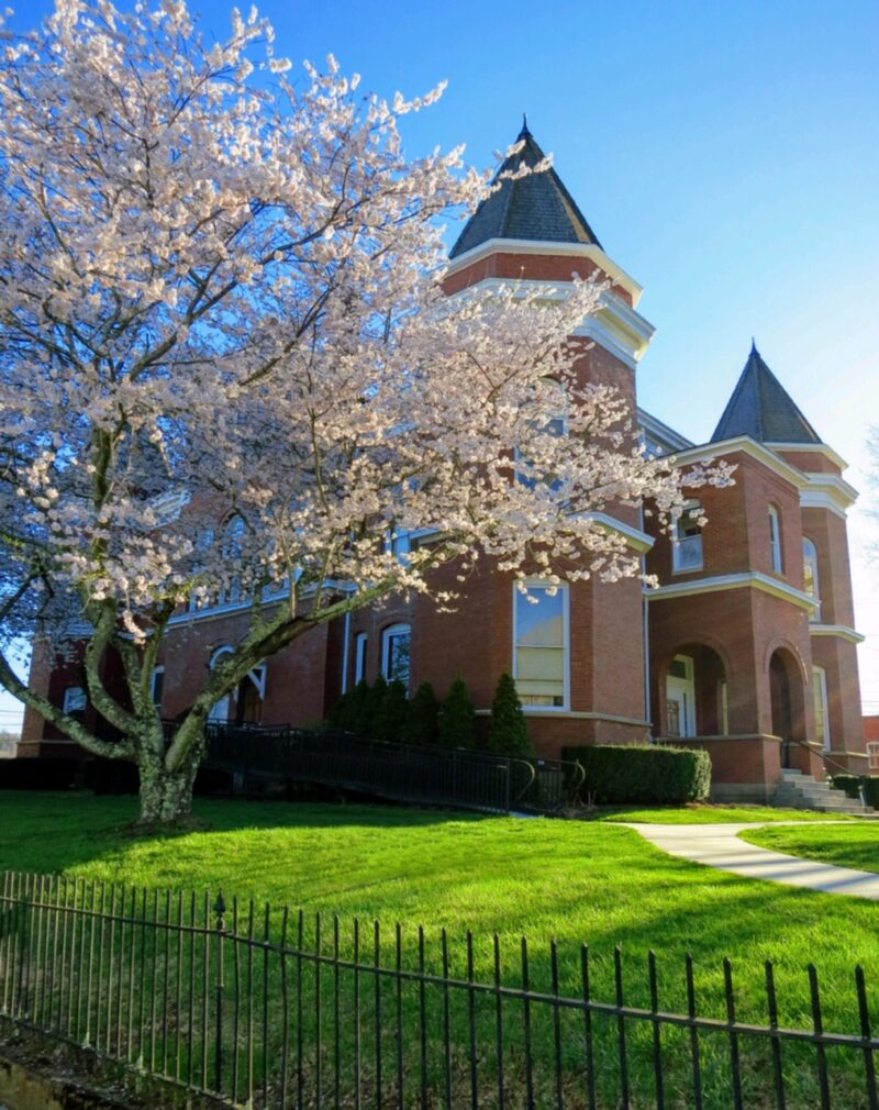 Historic 1908 Courthouse & the Crossroads Museum | Visit Grayson County ...